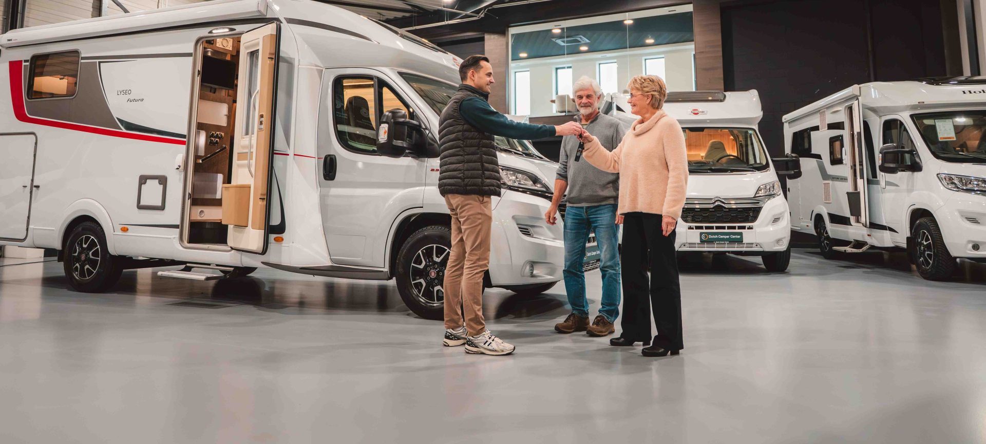 Luxe camper kopen Eindhoven - Jong gebruikt met garantie